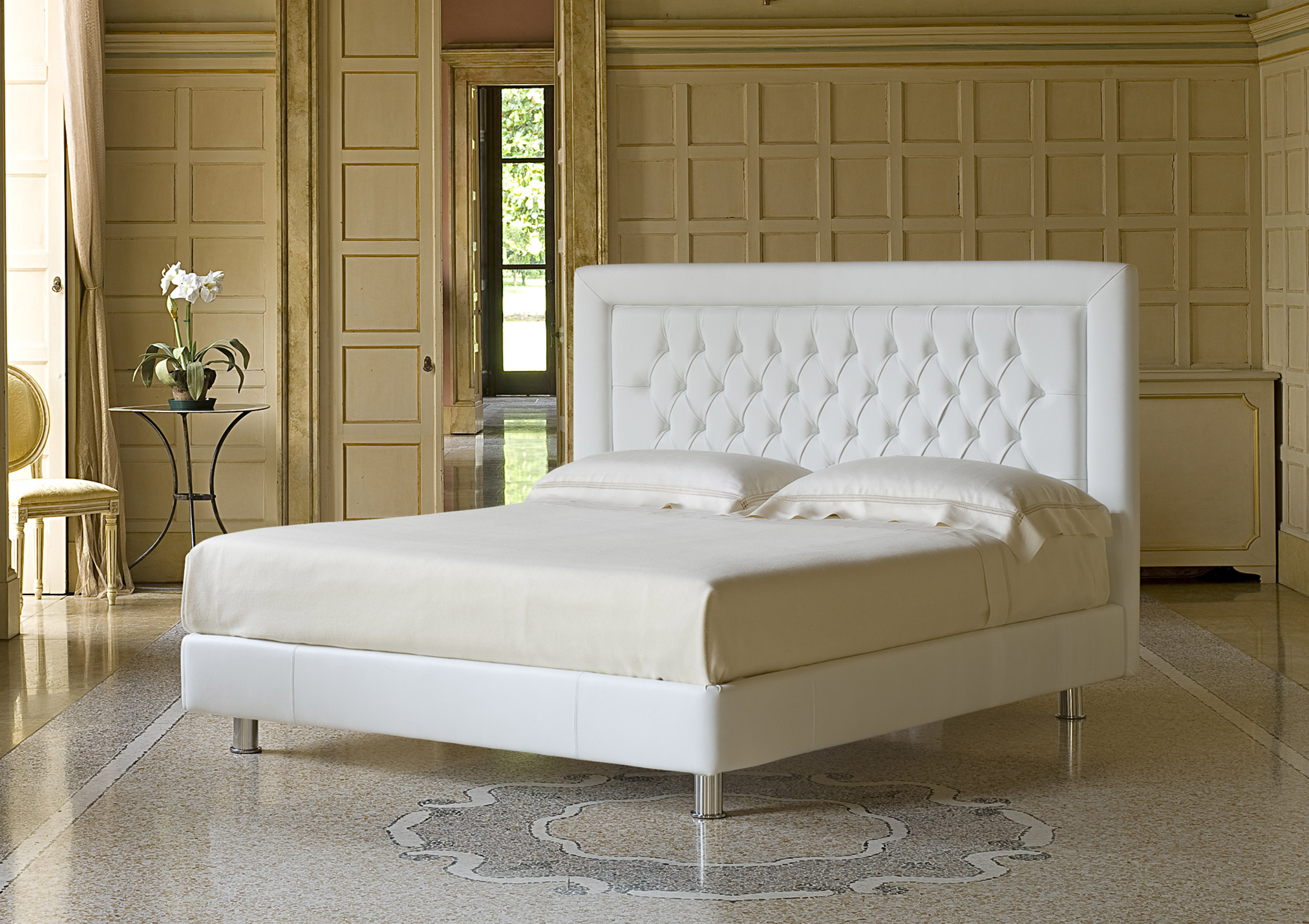 Bett Poetic Leder - Berto Salotti