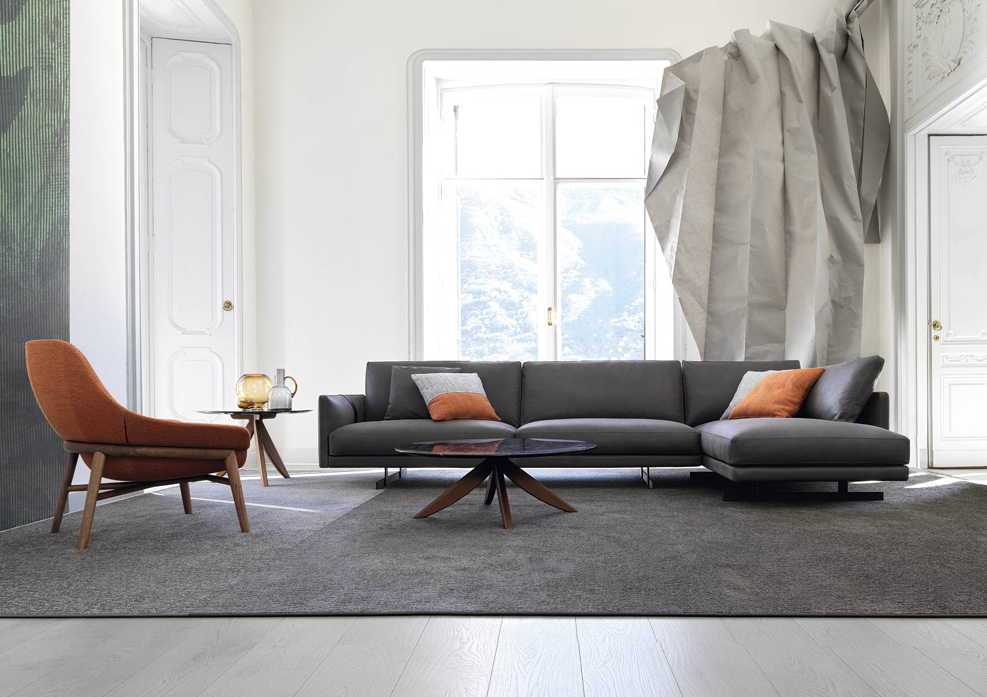 Sofa mit Meridienne Dee Dee – BertO