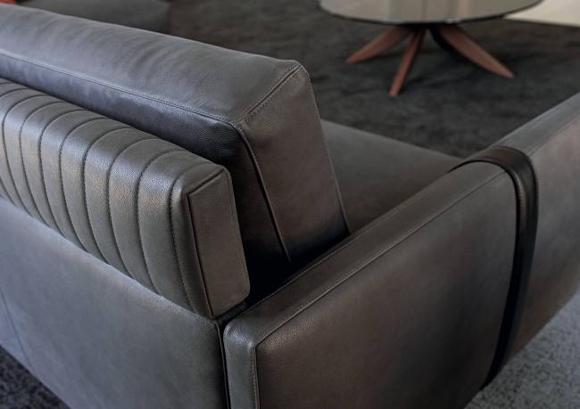 Sofa mit Meridienne Dee Dee – BertO